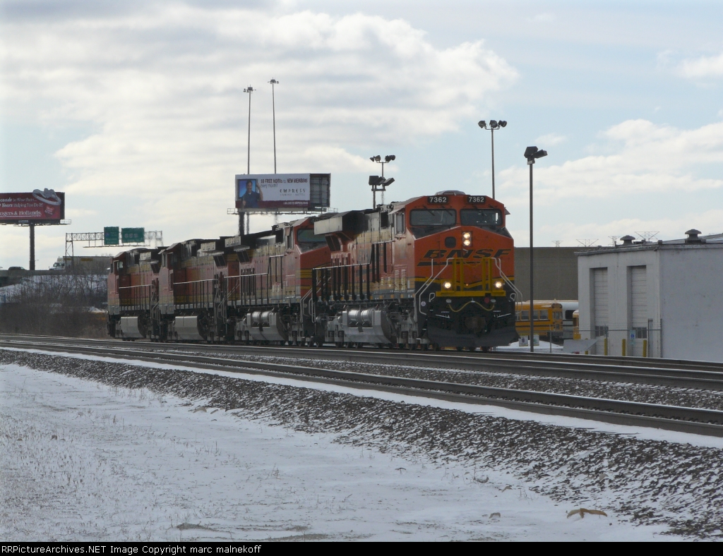 BNSF 7362